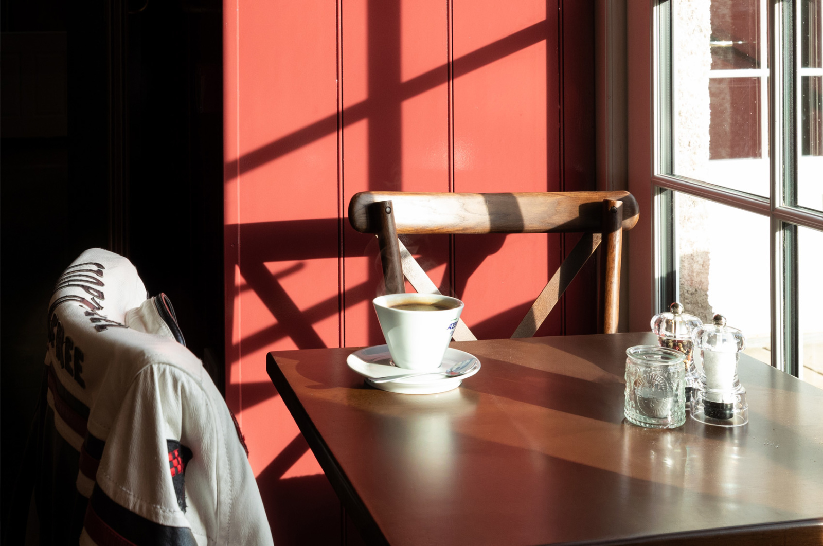 The Black Bull - a historic pub in the heart of Duns - The Black Bull